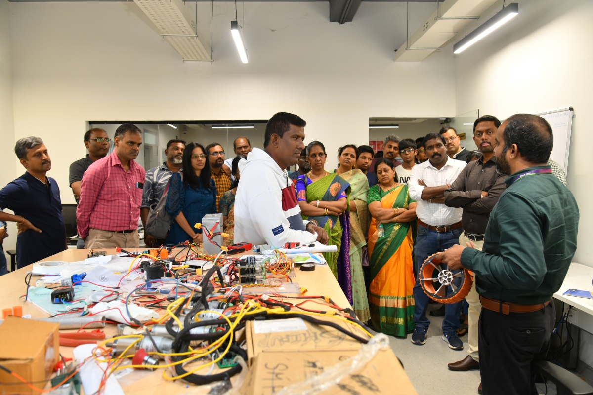 The Silver Jubilee Alumni Meet for the 1995–99 Batch was joyously ...