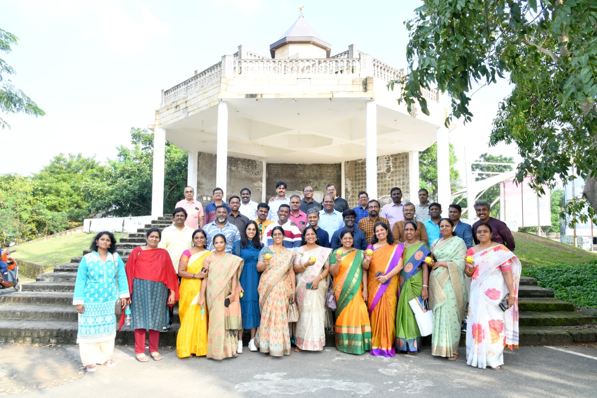 The Silver Jubilee Alumni Meet for the 1995–99 Batch was joyously ...
